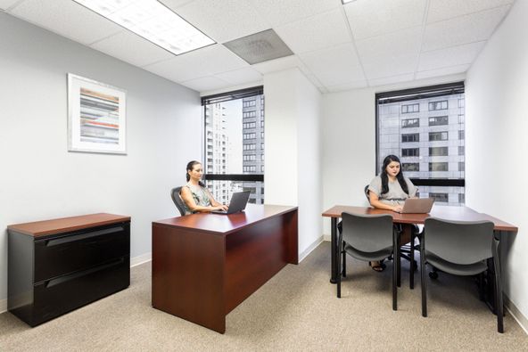 Dadeland - 9100 S Dadeland Blvd, Miami, FL 33156 - OfficeSpace.com